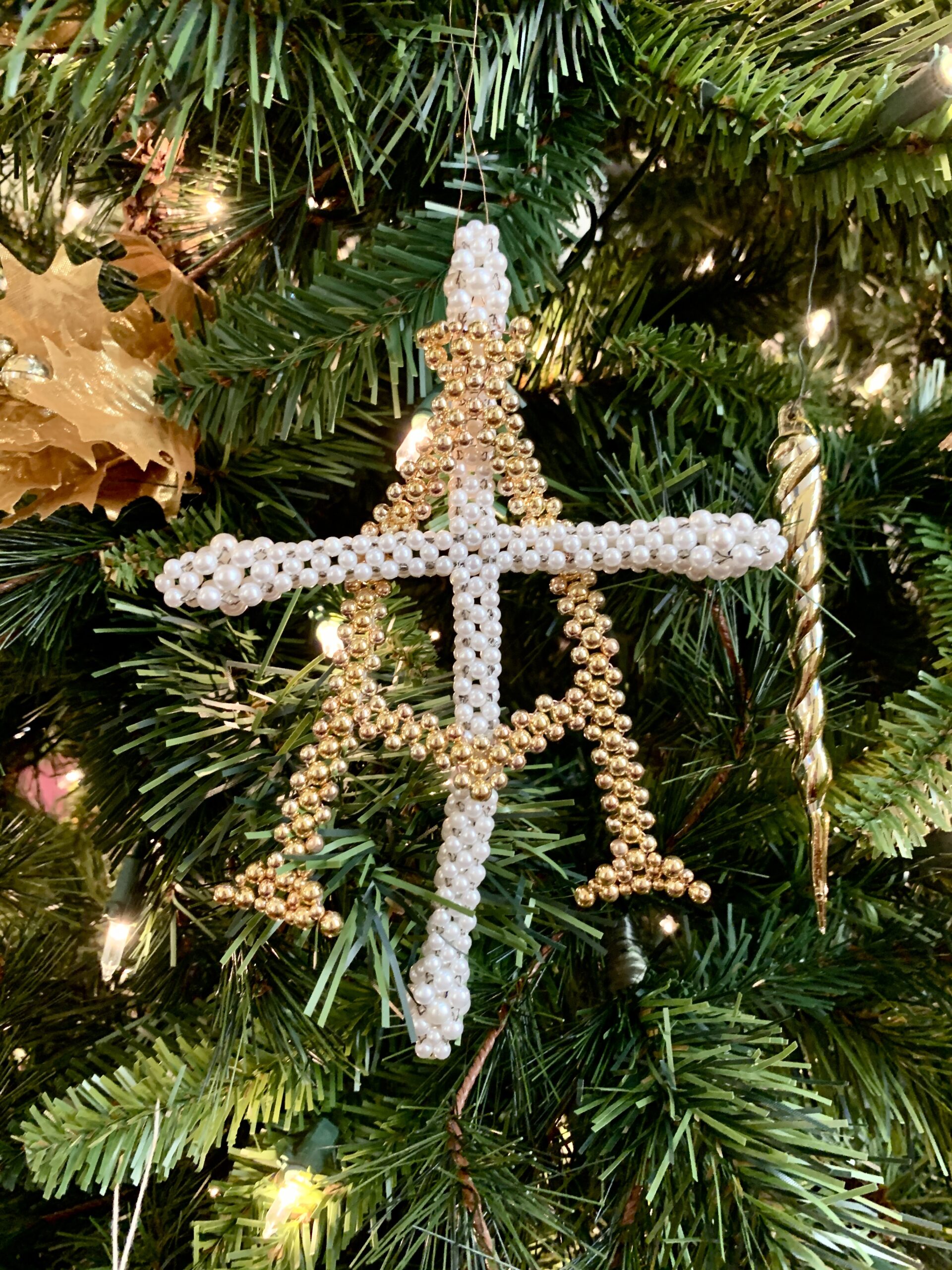 What are Chrismons? | Healthy Spirituality